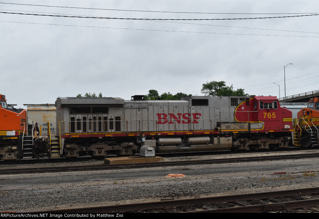BNSF 765
